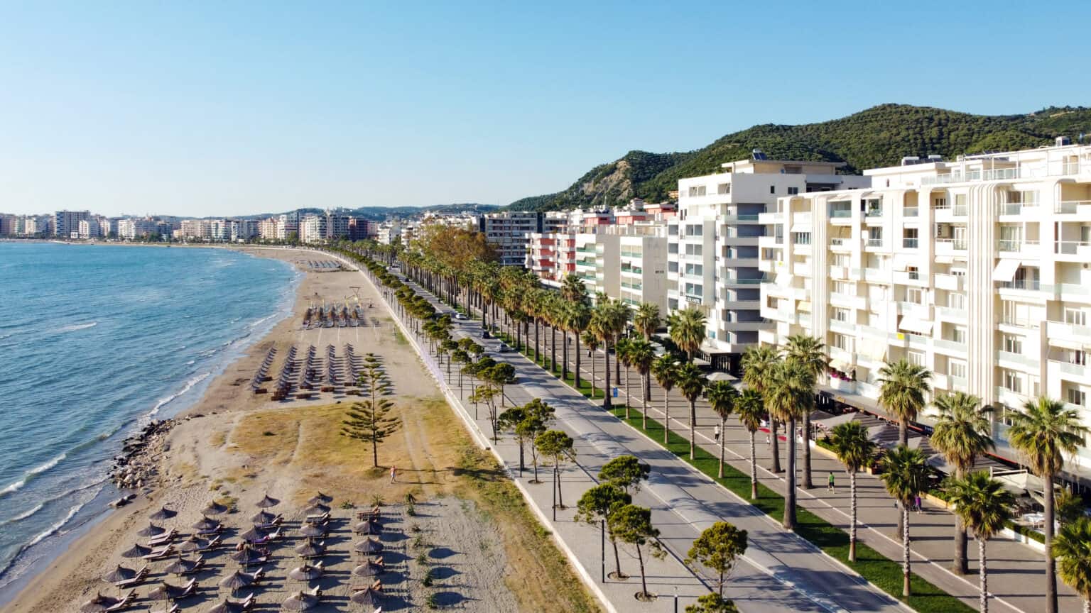 Vlore: A trip to the Albanian coast - Travel on a Time Budget