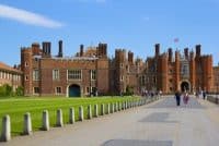 Your guide to a day trip to Hampton Court Palace - Travel on a Time Budget