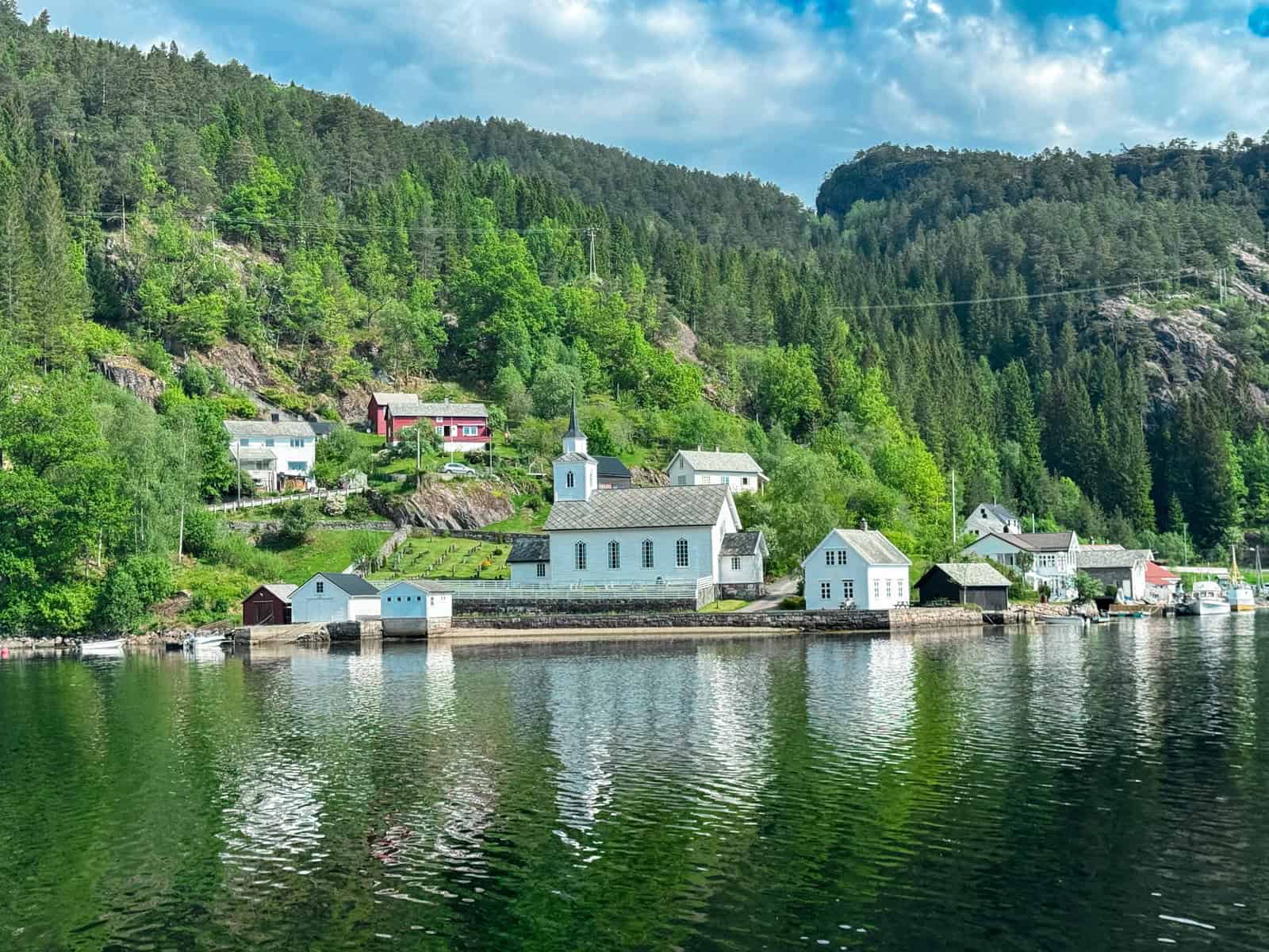 How to spend a perfect one day in Bergen, Norway - Travel on a Time Budget