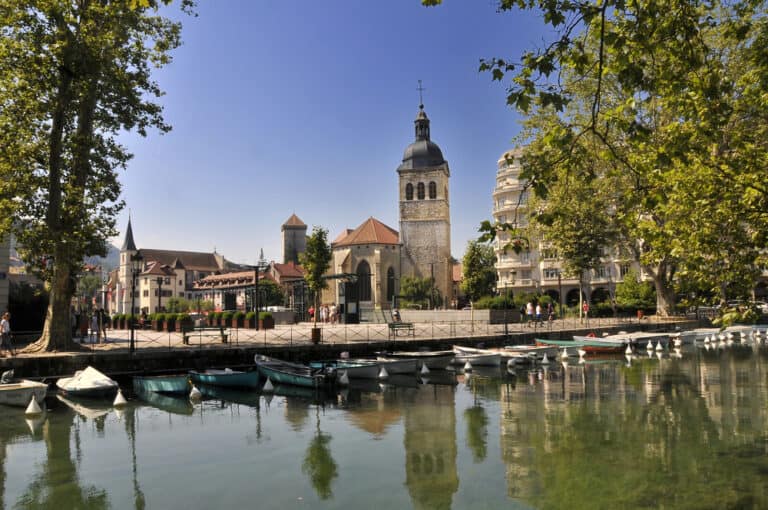 One day in Annecy, France: an itinerary for your day trip - Travel on a ...